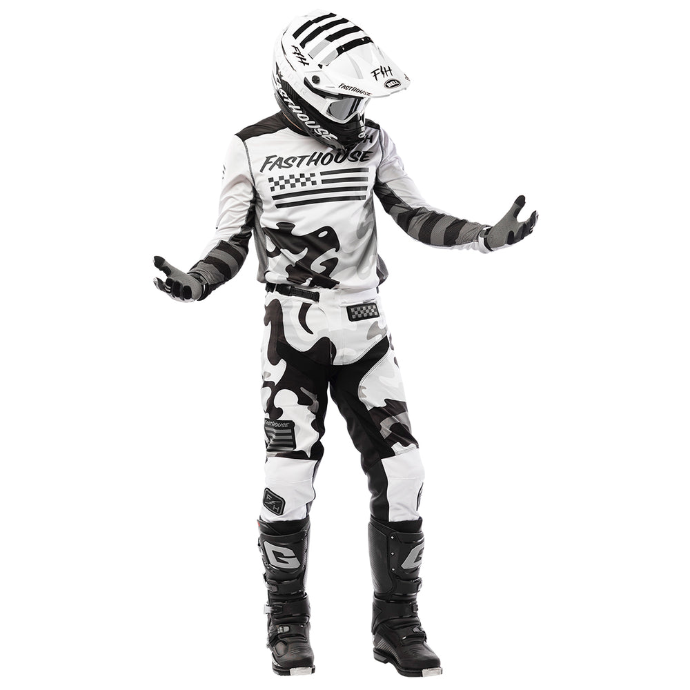 Grindhouse Riot Kit - White/Black